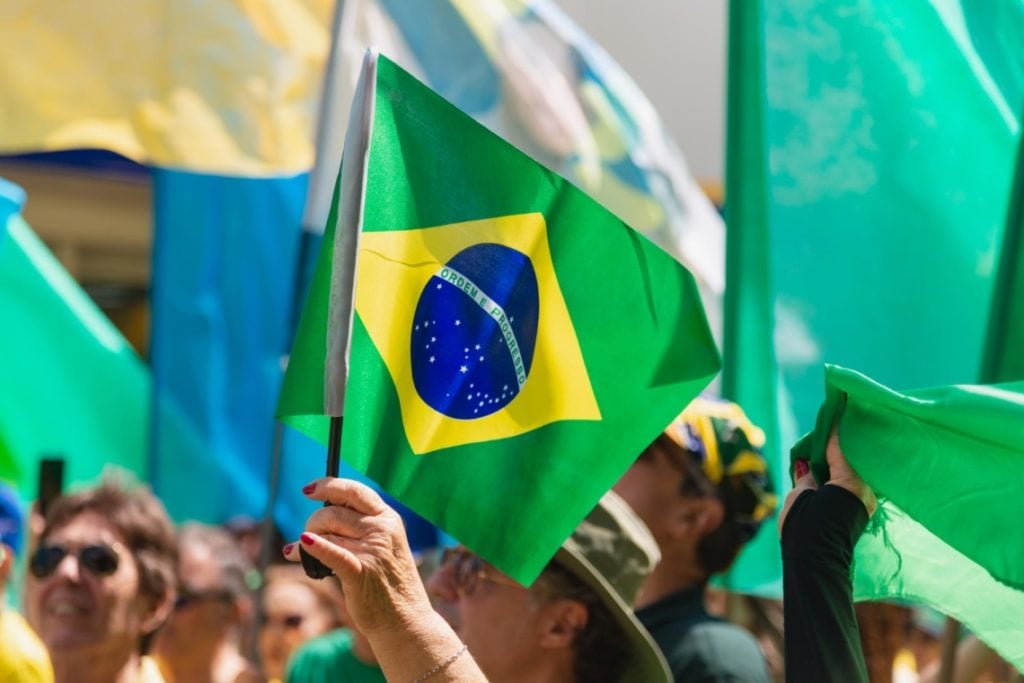Binance launches its Mastercard in Brazil - The Cryptonomist